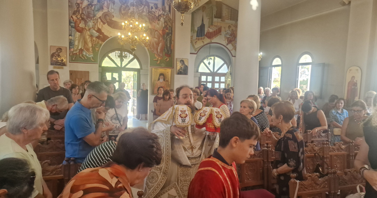 Ιερά Θεία Λειτουργία – Κυριακή προ της Υψώσεως του Τιμίου Σταυρού Ιερός ...