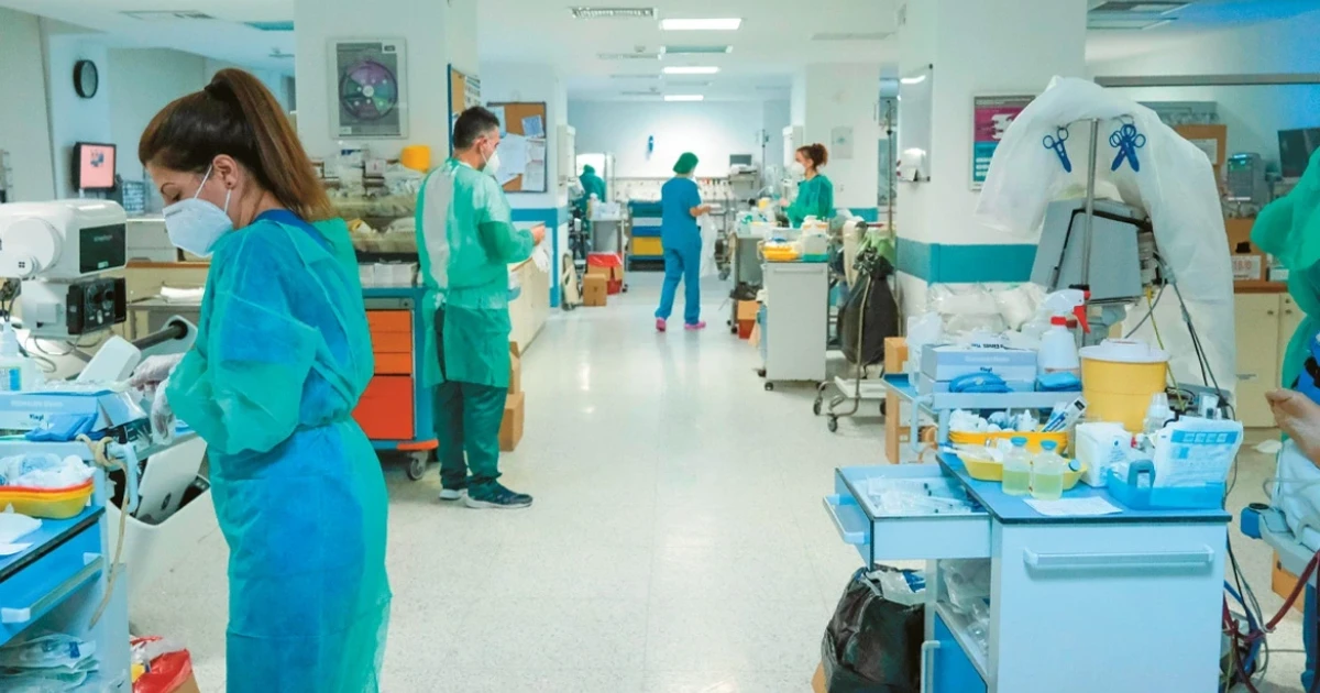 Μικροβιακή αντοχή και ενδονοσοκομειακές λοιμώξεις «σαρώνουν» την Ελλάδα ...