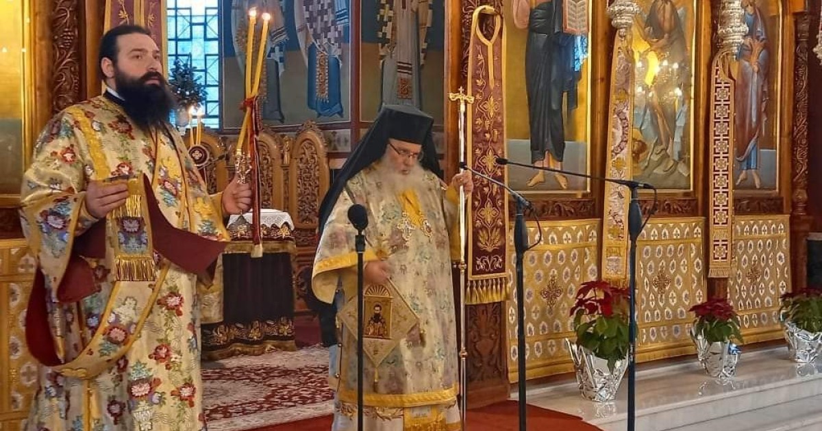 Αγία Σκεπή Έδεσσας: Θεία Λειτουργία, Δοξολογία και χειροθεσια (βίντεο)