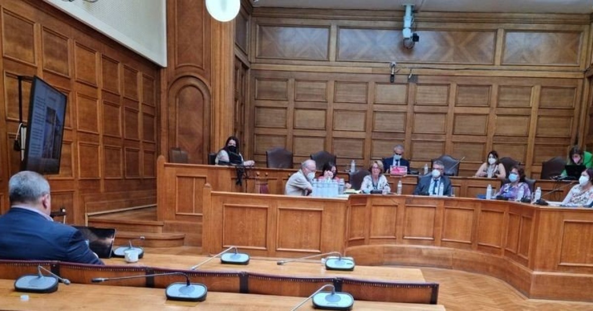 Ο Γιώργος Καρασμάνης στη Βουλη για τα 100 Χρόνια από τη Μικρασιατική ...