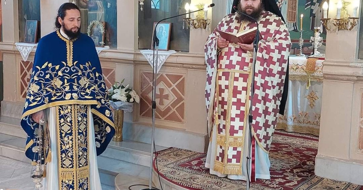 Πανηγυρική θεία Λειτουργία στην Καρυώτισσα