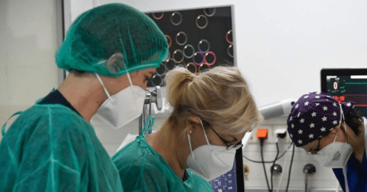 Διευθύντρια ΜΕΘ «Ευαγγελισμού«: Μεγάλες οι ελλείψεις στις ΜΕΘ ...