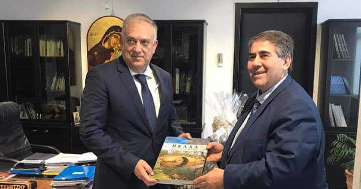 Τζαμτζης: Από τον Υπουργό στον εσπερινό