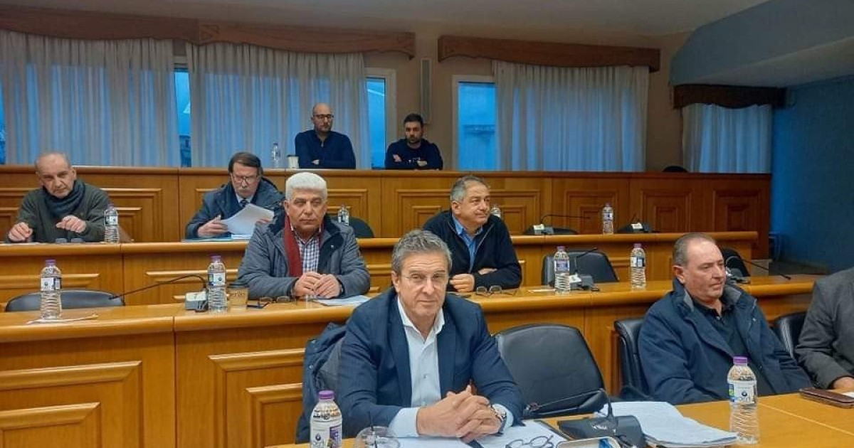 Μπινος: Πλήρης απαξίωση του Δημοτικού συμβουλίου