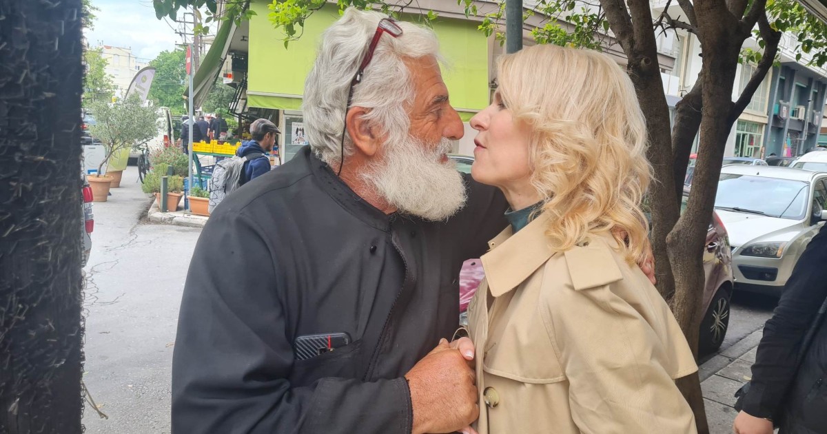 Θερμή υποδοχή της Θεοδώρας Τζακρη στην Αριδαία