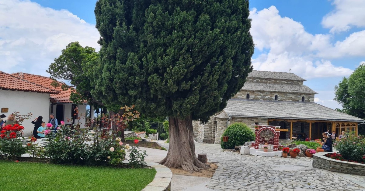 Η Ιερά Μονή της Παναγίας Οδηγήτριας στο Πήλιο