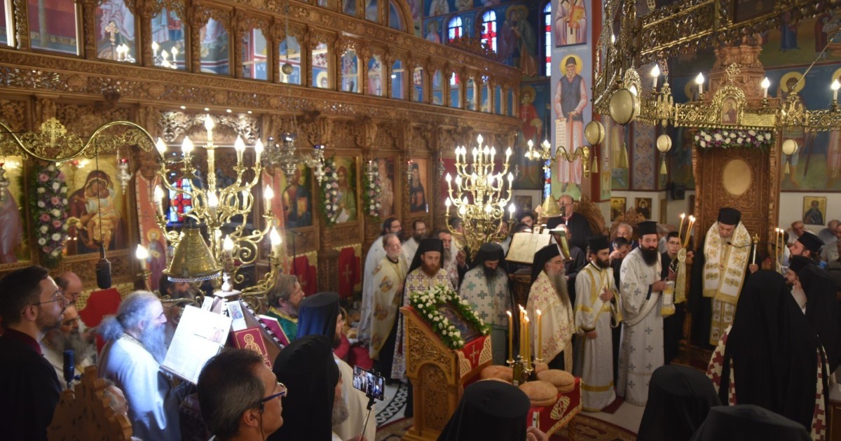 Η Παναγία Ελεούσα στην Πανήγυρη των Πρωτοκορυφαιων Αποστόλων στα Γιαννιτσά