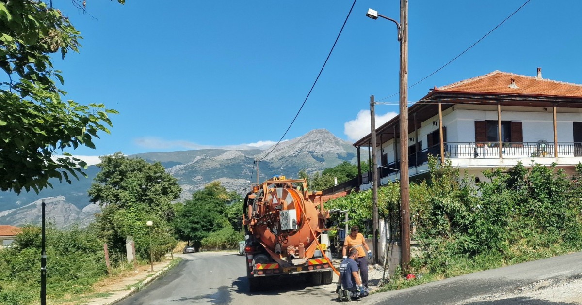 ΔΕΥΑ Αλμωπίας: Καθάρισε τα αυλάκια στον Αρχάγγελο