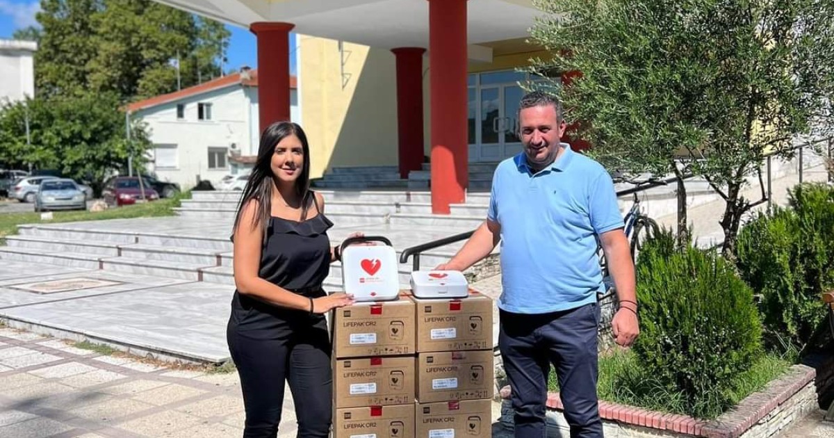 Χρήστος Μπάτσης: 10 απινιδωτες για τις ανάγκες των κατοίκων και ...