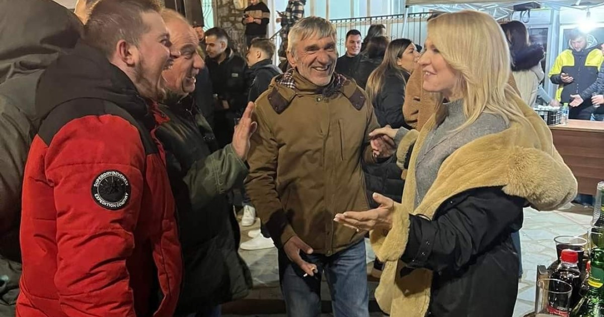 Στα Κόλιντα η Θεοδώρα Τζάκρη