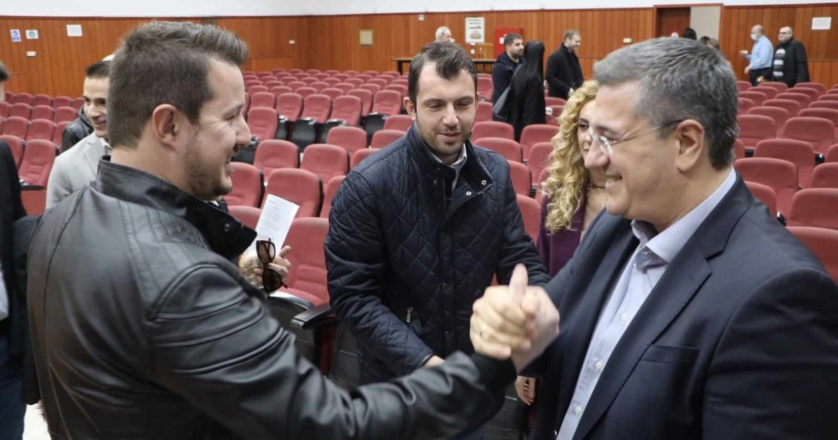 Στην κοπή της βασιλόπιτας ο Απόστολος Φάκκας