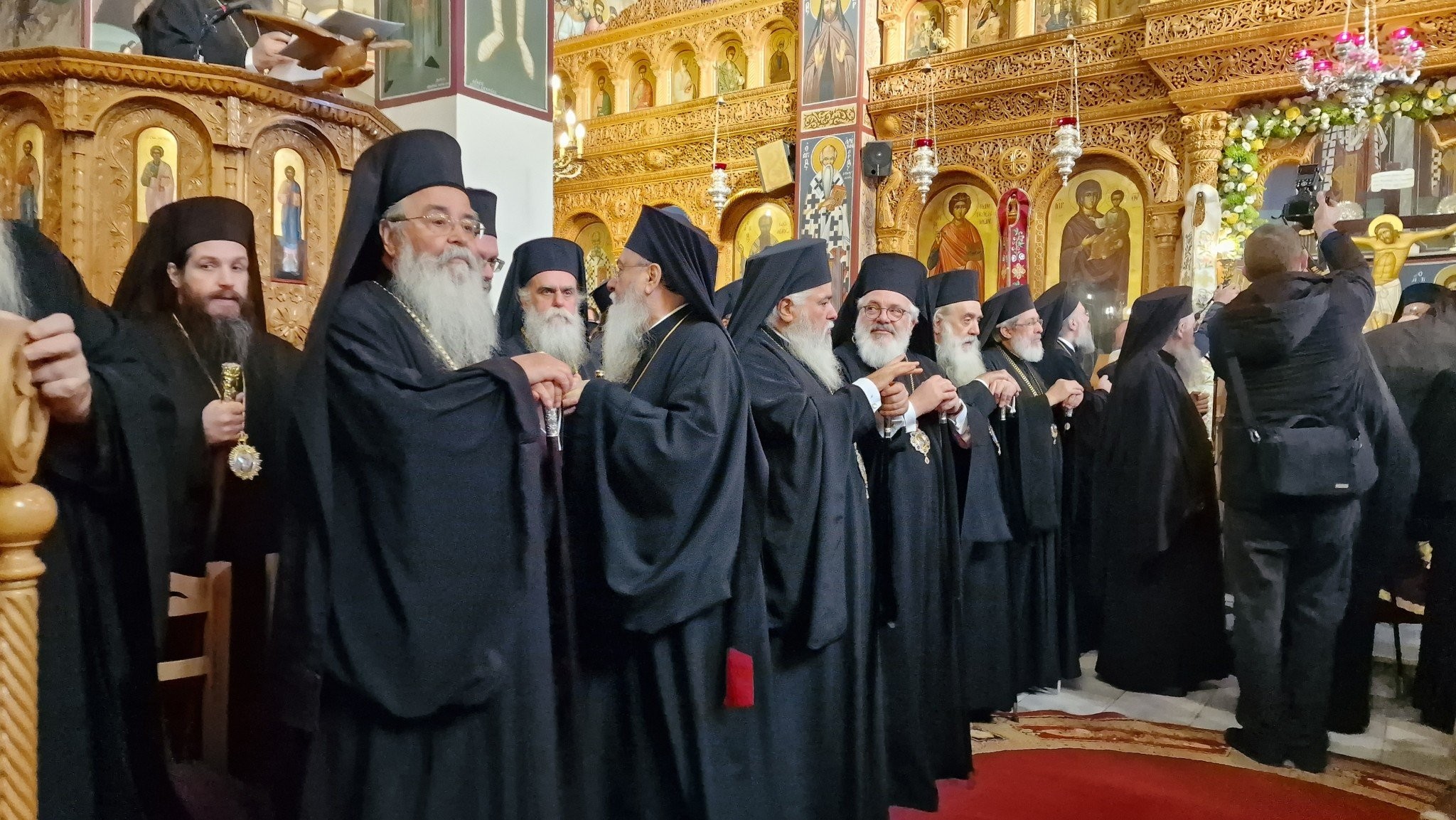 Πλήθος ιεραρχών στην ενθρόνισή του Μητροπολίτη Φλωρίνης