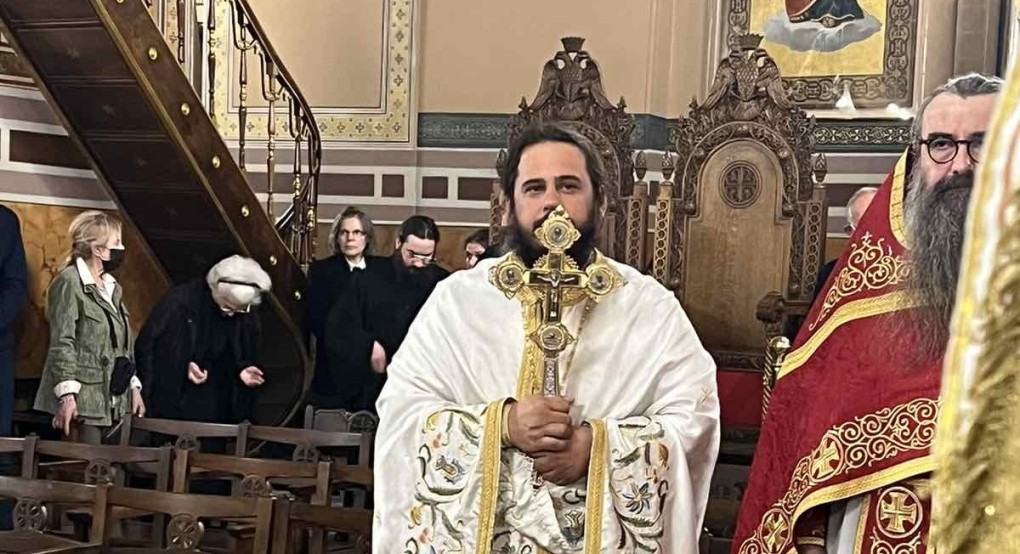 Ο πατήρ Χριστόδουλος και προσκυνητές απο την Πέλλα στην Αρχιεπισκοπή Αθηνών