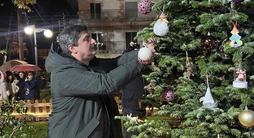 Φουντουκίδης: Όμορφες, γιορτινές εικόνες, χαρούμενα, παιδικά πρόσωπα ...