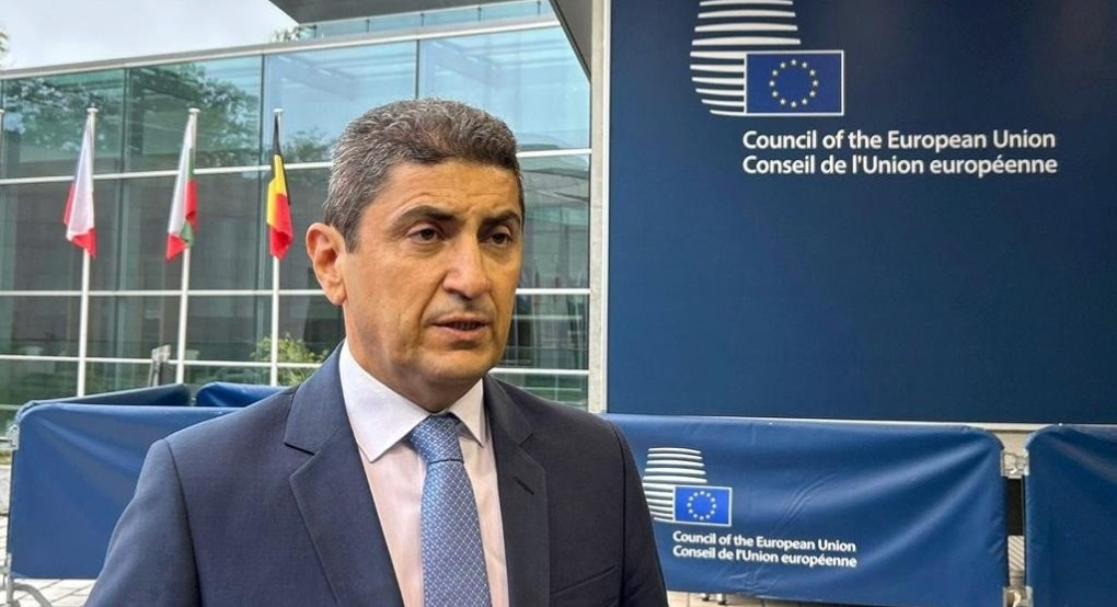 Ο ΥπΑΑΤ Λευτέρης Αυγενάκης στις Βρυξέλλες για το Συμβούλιο Υπουργών Γεωργίας και Αλιείας της ΕΕ ...