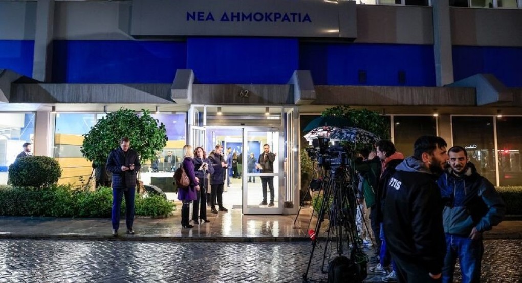 Ομόφυλα ζευγάρια: Πώς κινούνται 33 αναποφάσιστοι βουλευτές της Ν.Δ.