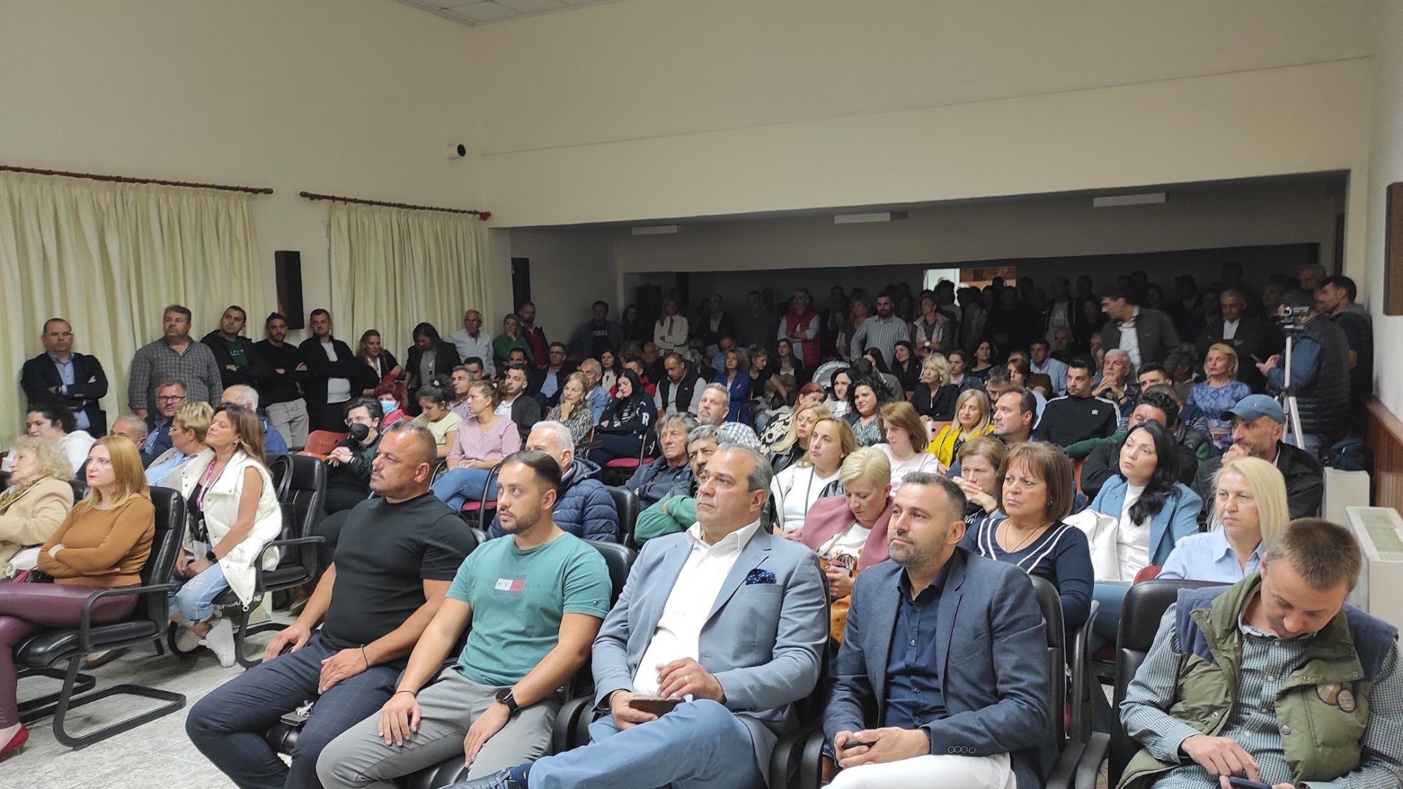 Γιάννης Μουράτογλου - Άρνισσα, διάλογος με τους πολίτες